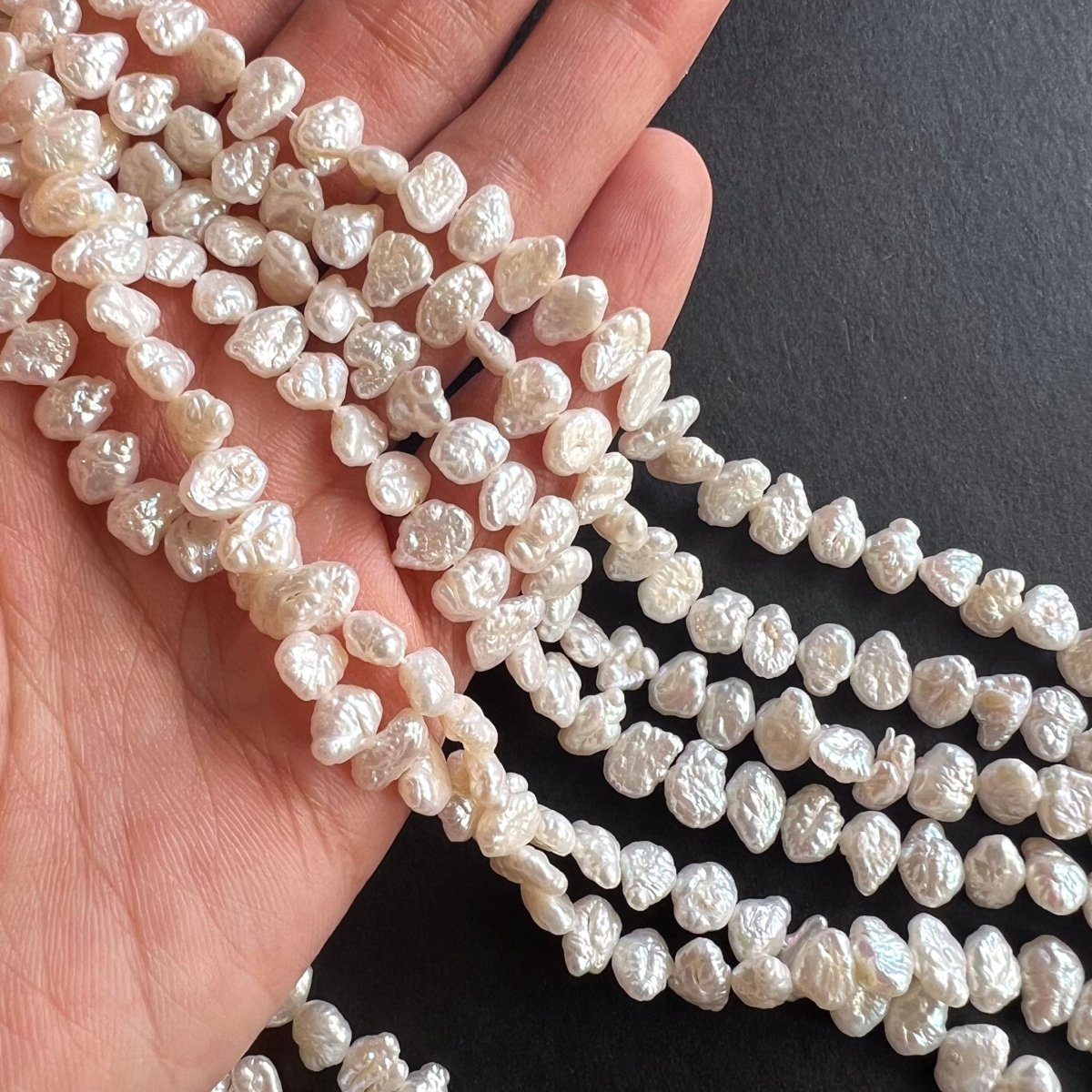 高品質＠2500*Hタイプ*大型ケシ型*シュワシュワ♪淡水パール*約7×5mm前後 – aoneko_gems